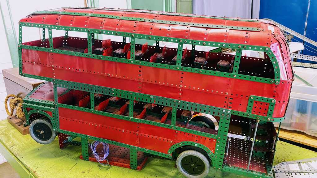 Constructing Memories - Maylands Meccano Club