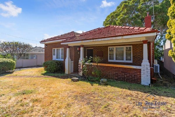 19 Gilbert Street Bayswater WA 1940's River Precinct Home.